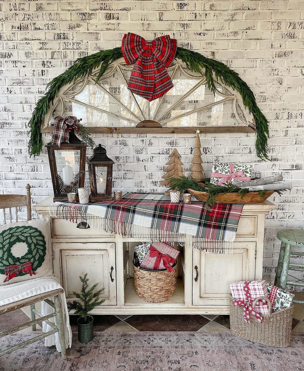 25 Vintage Christmas Decor Ideas To Recreate Now