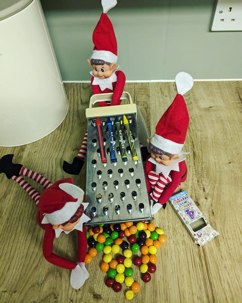 75 Hilarious Elf On The Shelf Ideas That Are Easy