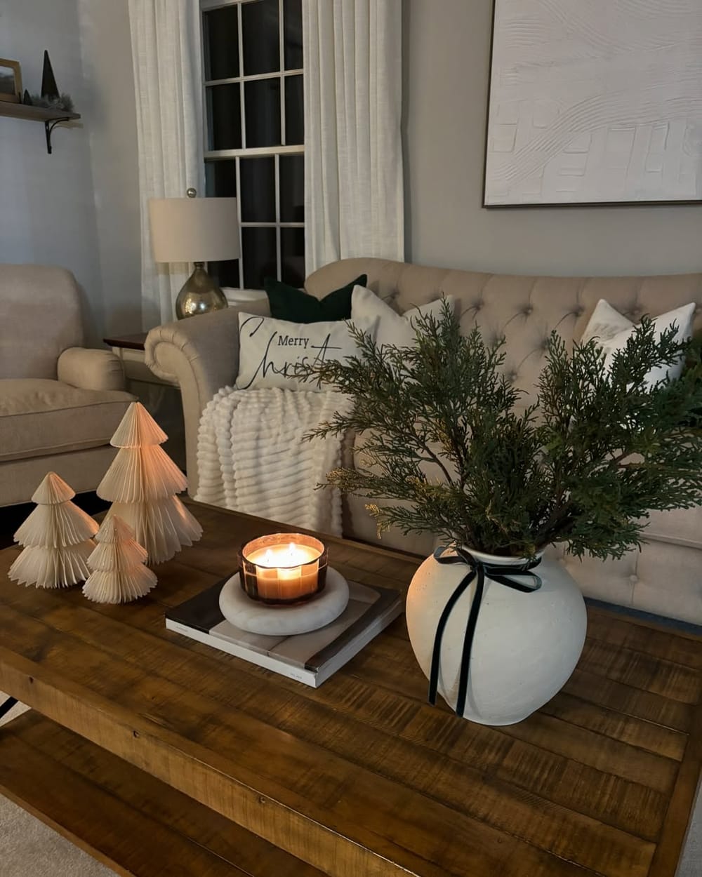 25 Best Winter Table Centerpieces To Recreate On A Budget