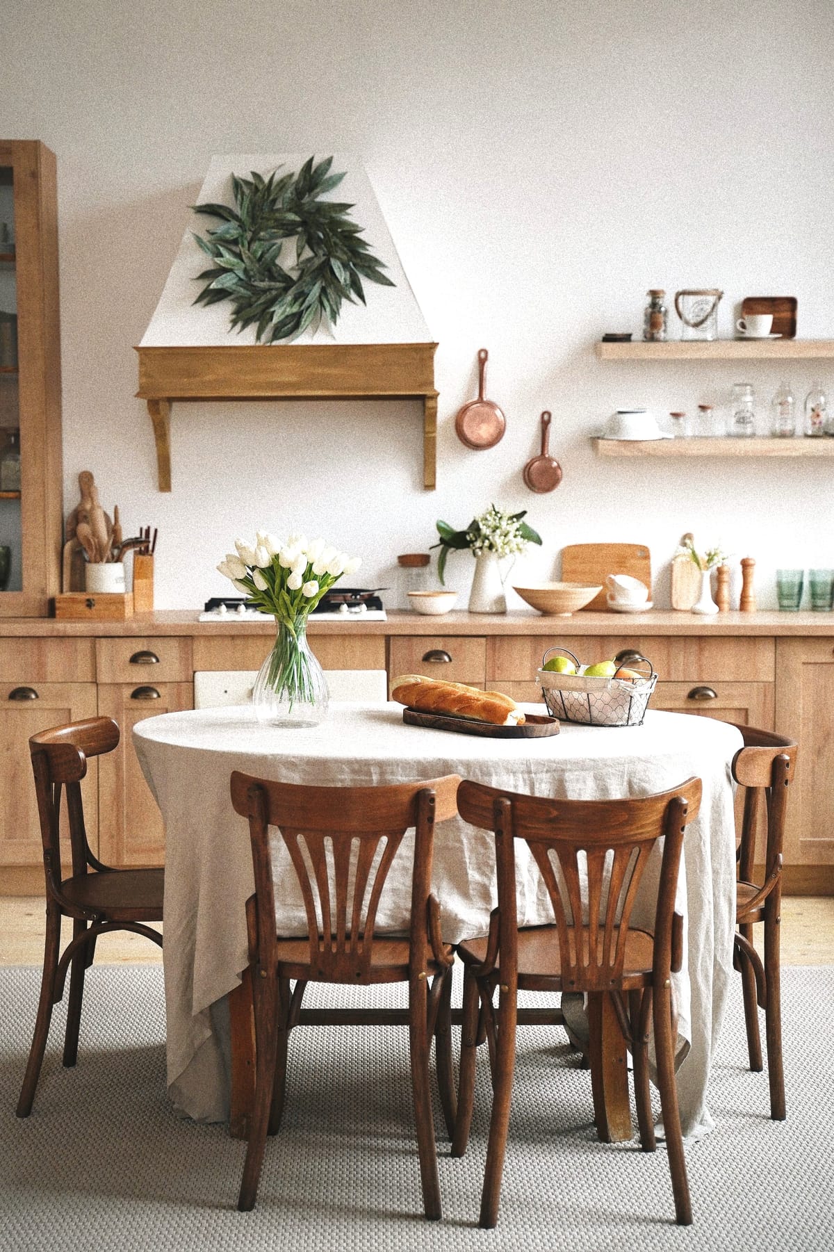 21 Chic Bohemian Kitchen Ideas You Need To See (2024)