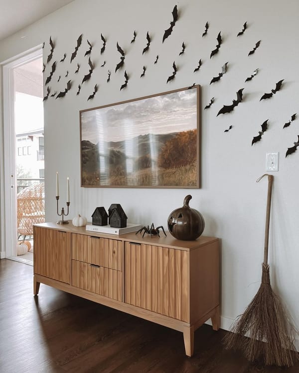 29 Easy Small Apartment Halloween Decor Ideas